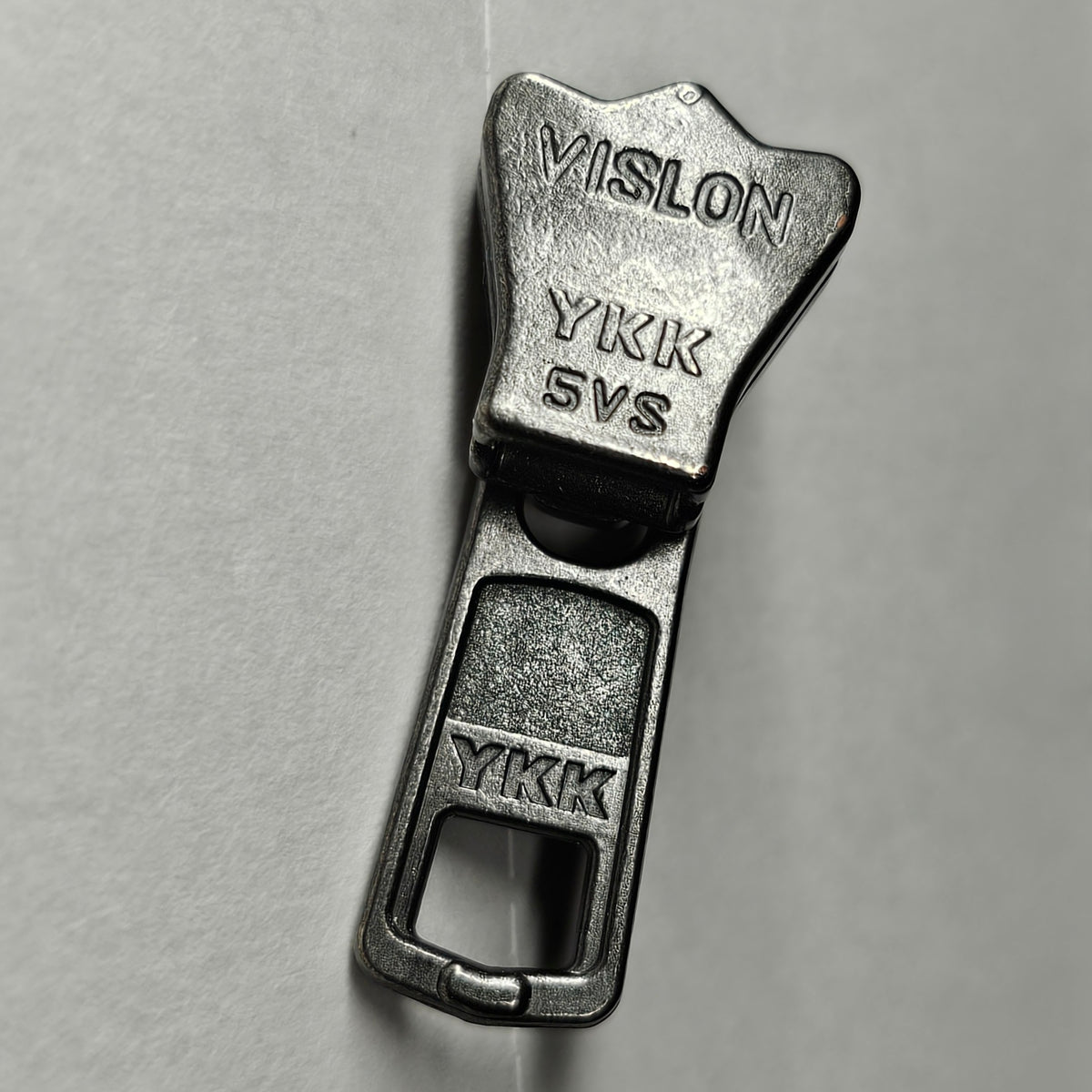 YKK Vislon 5VS noir nickel - Curseur pour zip – Chic Placard