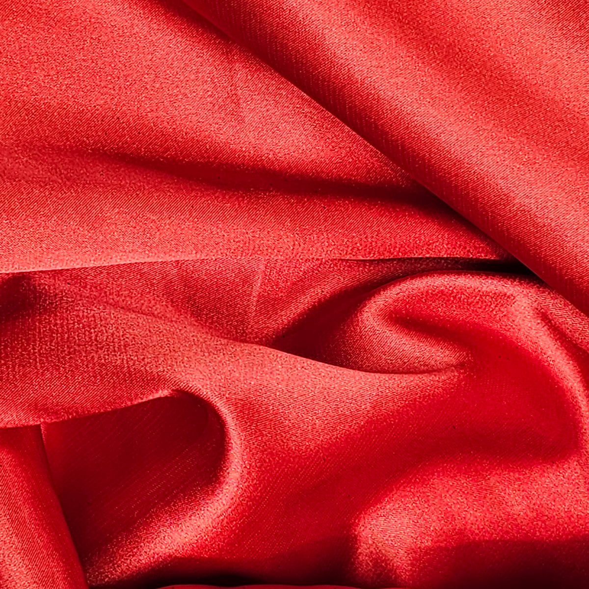 Satin rouge écarlate (au 1/2m) – Chic Placard